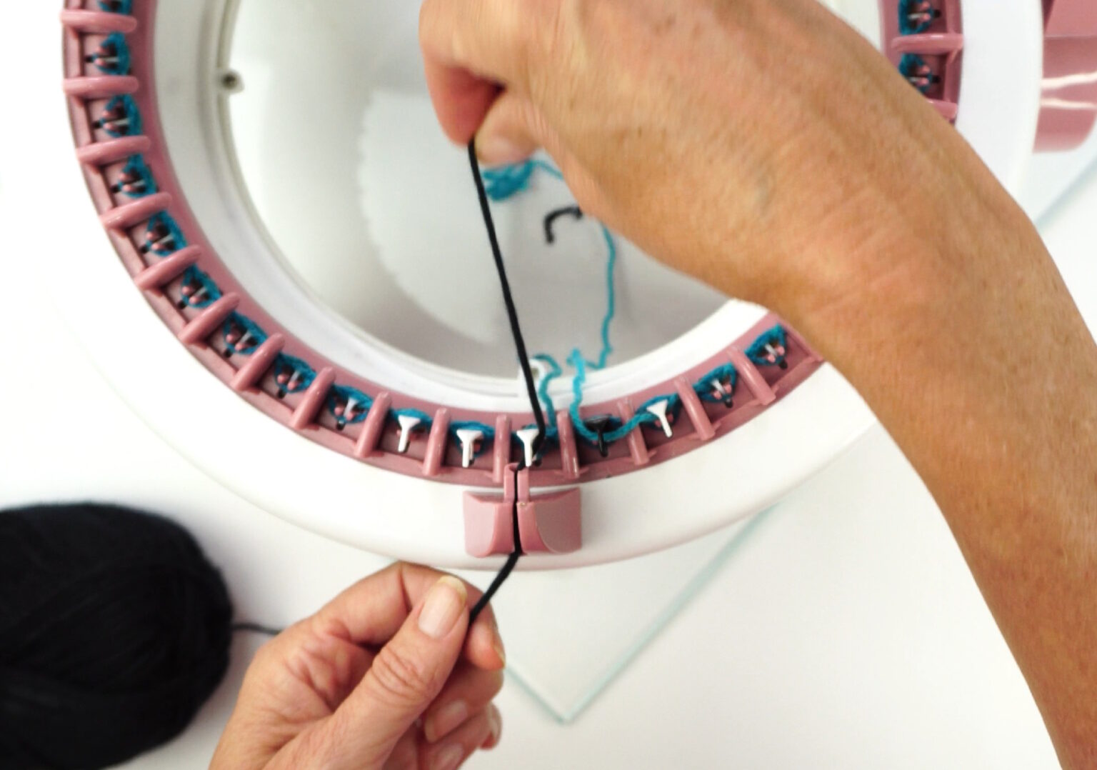 FREE Sentro Or Addi Knitting Machine Scrunchy Pattern